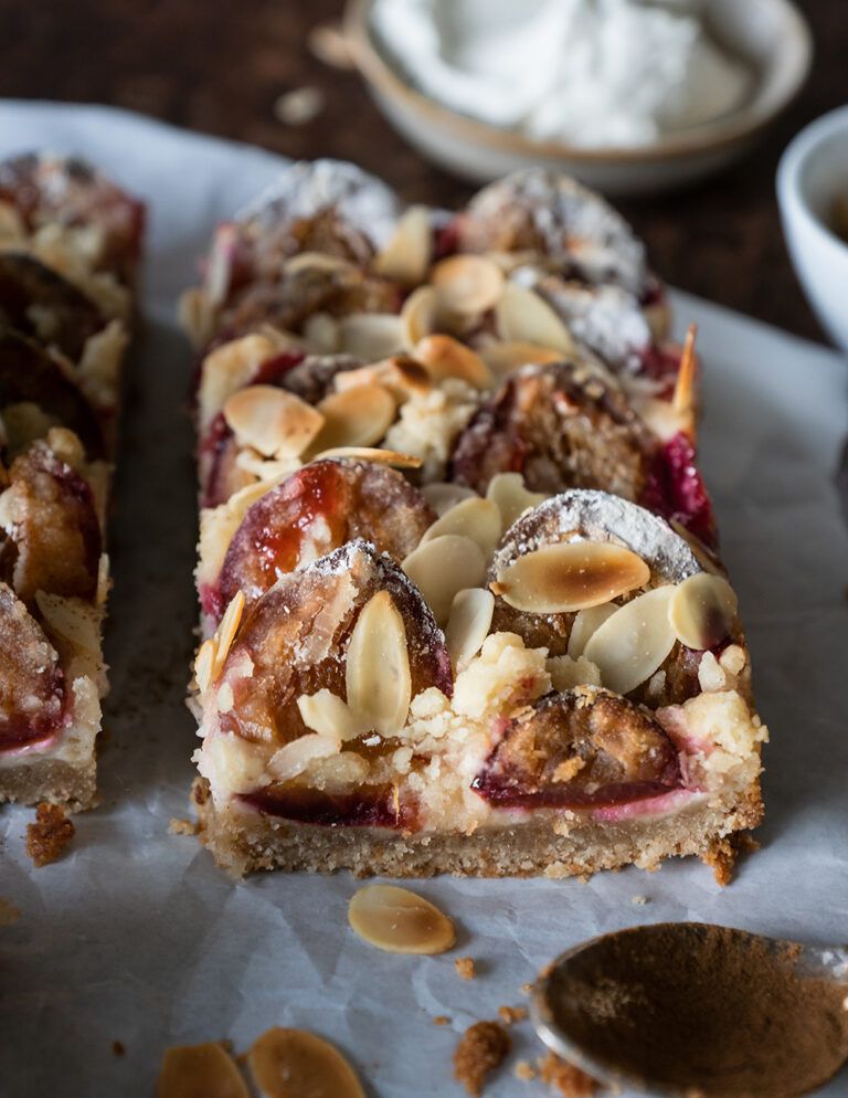 Pflaumen-Streuselkuchen - Stina Spiegelberg vegan backen einfach